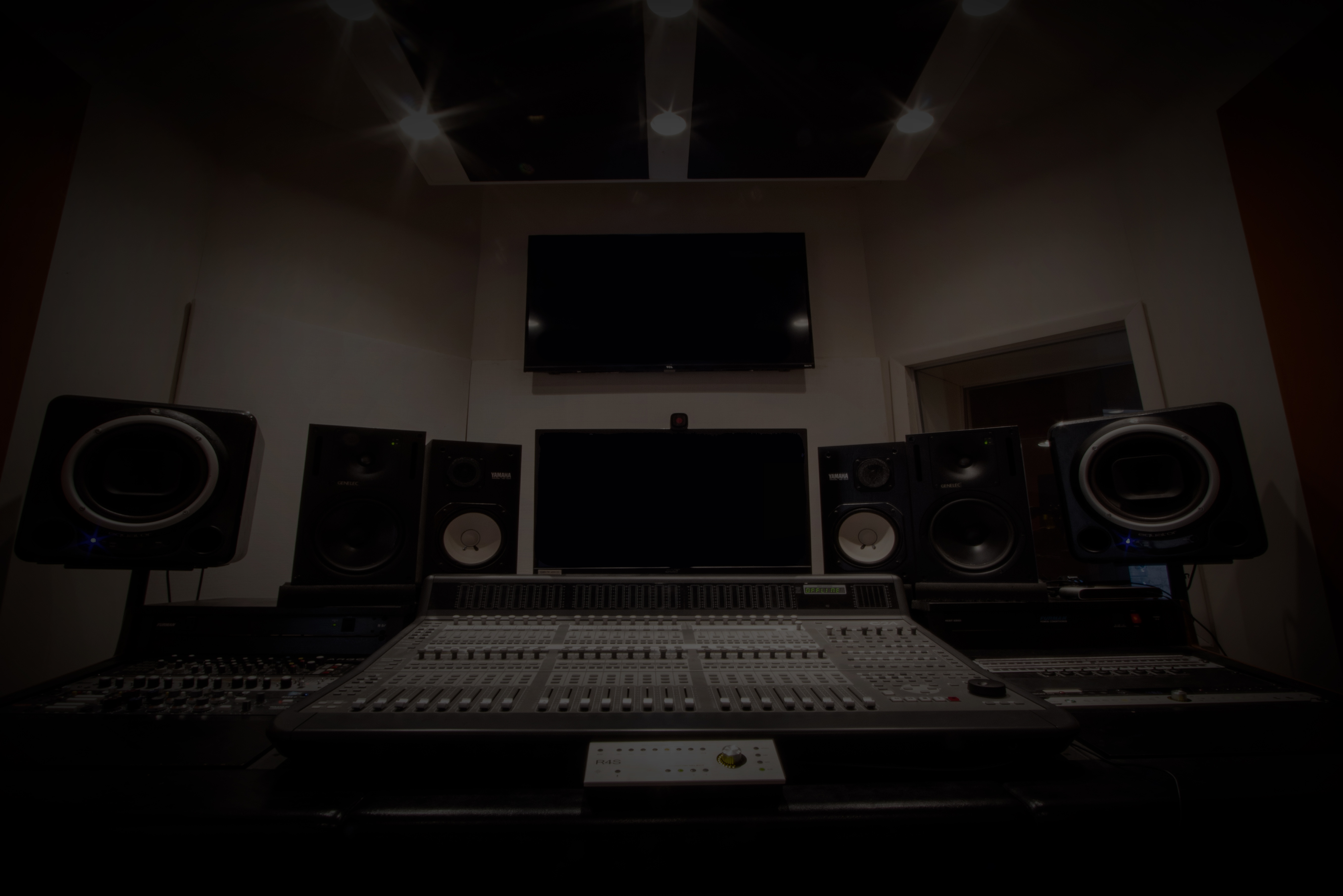 RECORD & MIX ANYWHERE